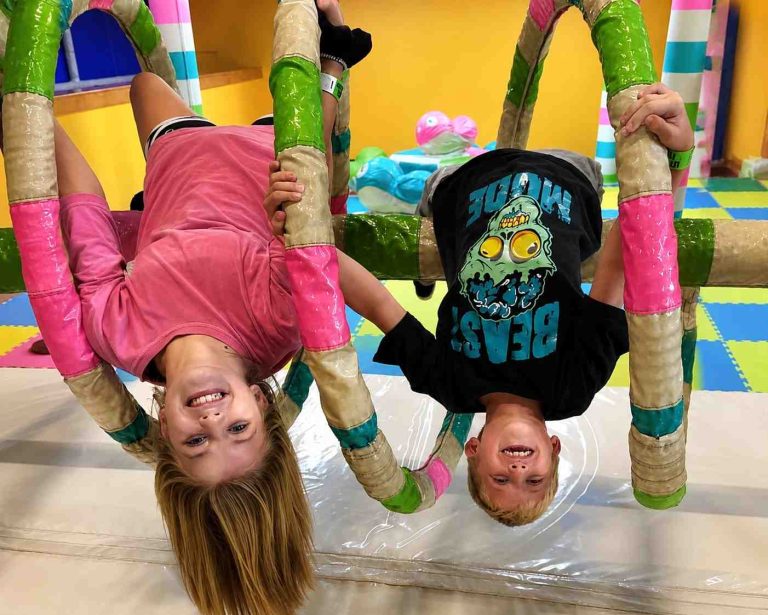 Holiday Activities for Kids in Hoover That Kids Enjoy